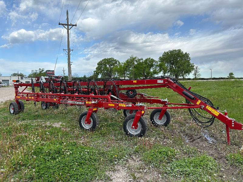 2024 CASE IH WR302 RAKE RAKE E00425071 NEW