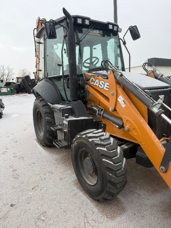 2026 CASE 580SV CP BACKHO BACKHOE E00640861 NEW