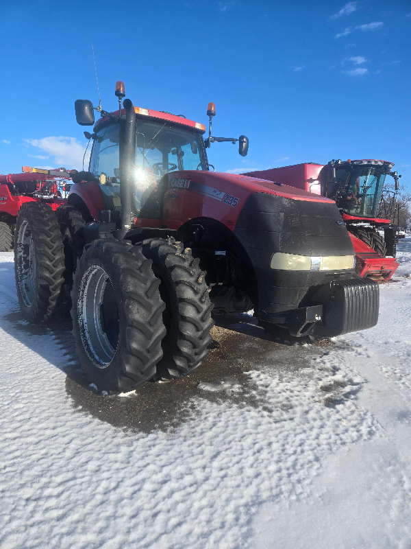 2013 CASE IH 235 TRACT2 TRACT2 E00651555 USED