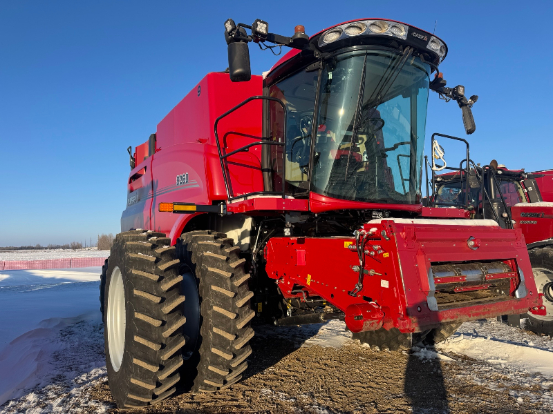 2025 CASE IH 8260 COMBINE COMBINE E00651950 USED